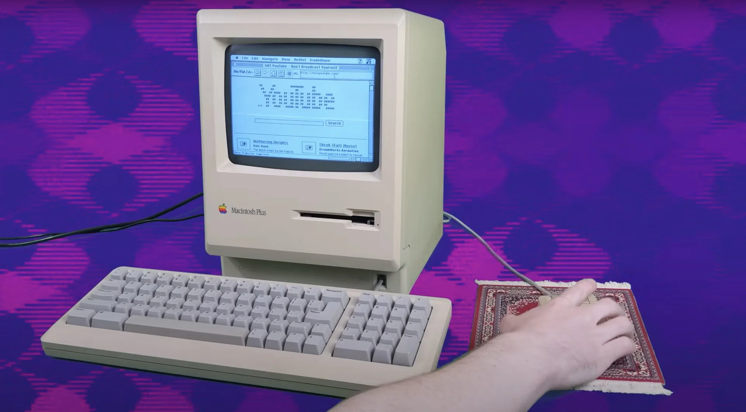 See What It's Like To Surf The Web on a 1986 Macintosh Plus — GeekTyrant